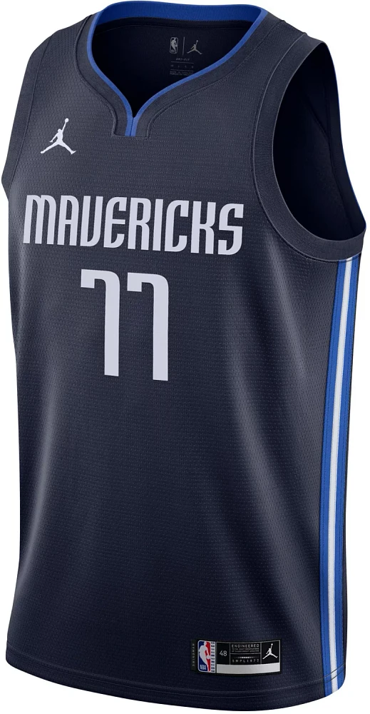 Nike Men's Dallas Mavericks Luka Doncic Swingman Statement Jersey ...