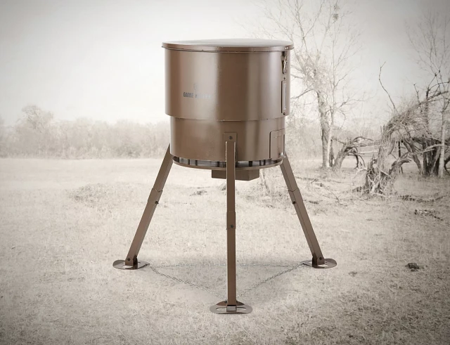 Game Winner Easy Fill Round 225 lb Feeder at Hamilton Place in ...