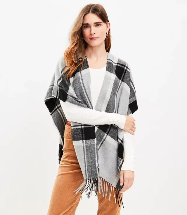Loft Plaid Wrap at Hamilton Place in Chattanooga, TN