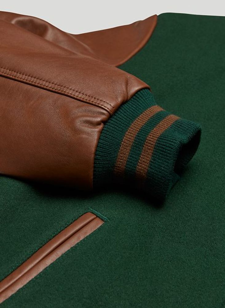 Tna Prince jacket | Mall of America®