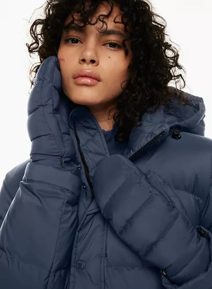 Super World™ The Super Puff New Mitten | Mall of America®