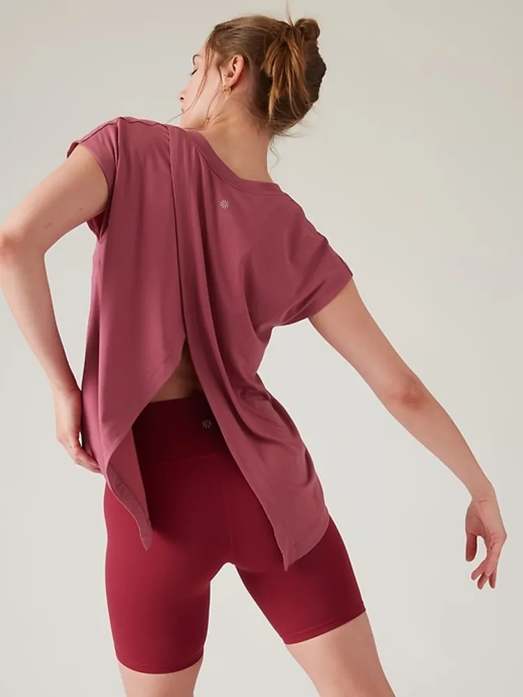 Athleta Explore Tee | Mall of America®