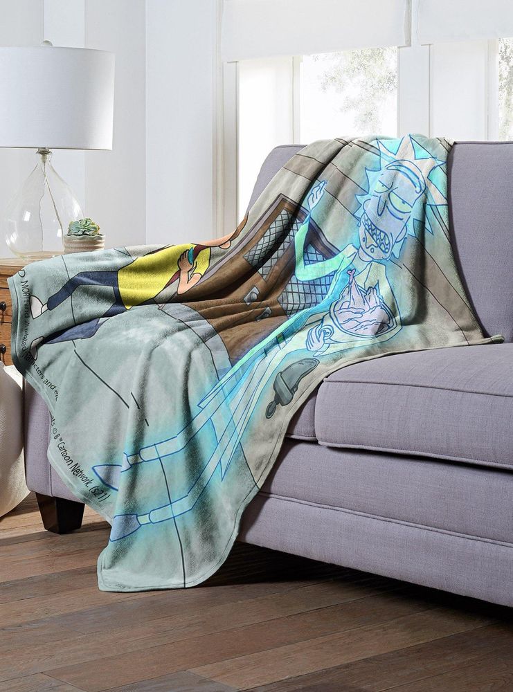 Rick And Morty Hologram Chicken Throw Blanket | Mall of America®