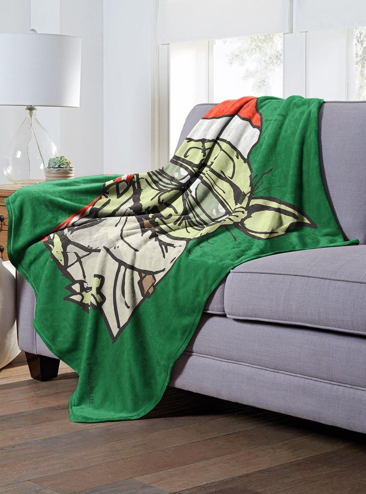Boxlunch Star Wars Yoda Festive Throw Blanket | Mall of America®