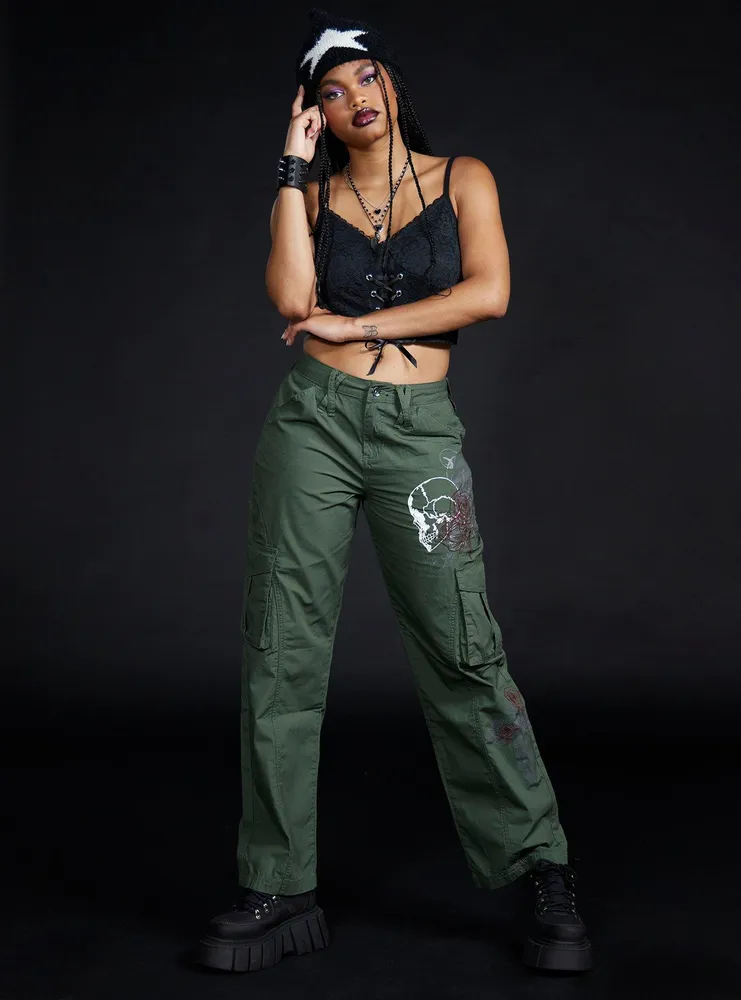 Hot Topic Social Collision Graffiti Skull Cargo Pants | Mall of America®