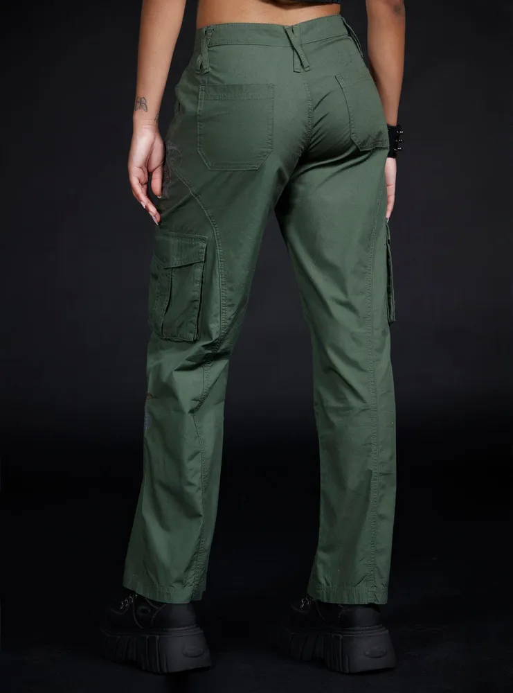 Hot Topic Social Collision Graffiti Skull Cargo Pants | Mall of America®