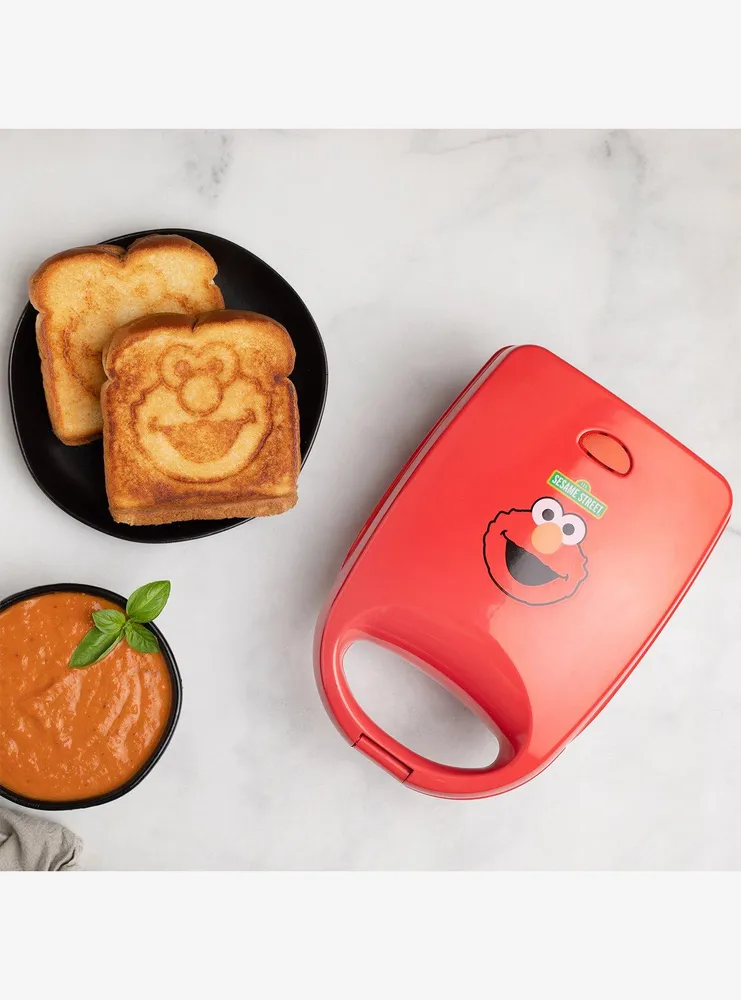 Sesame Street Uncanny Brands Sesame Street Elmo Grilled Cheese Maker at ...