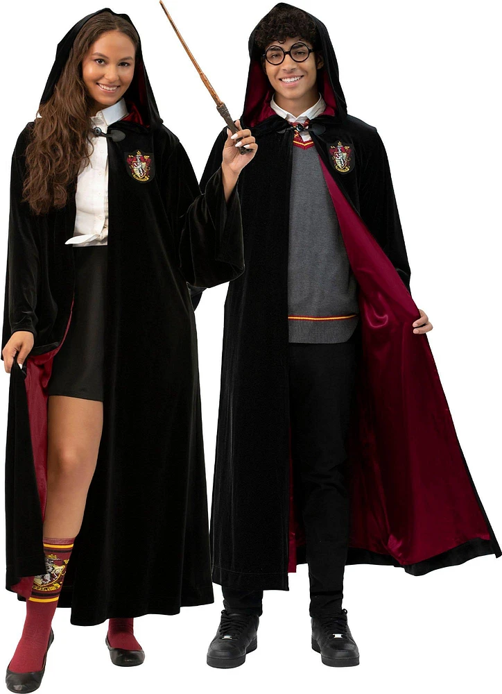 PartyCity Adult Gryffindor Robe - Harry Potter | Hamilton Place