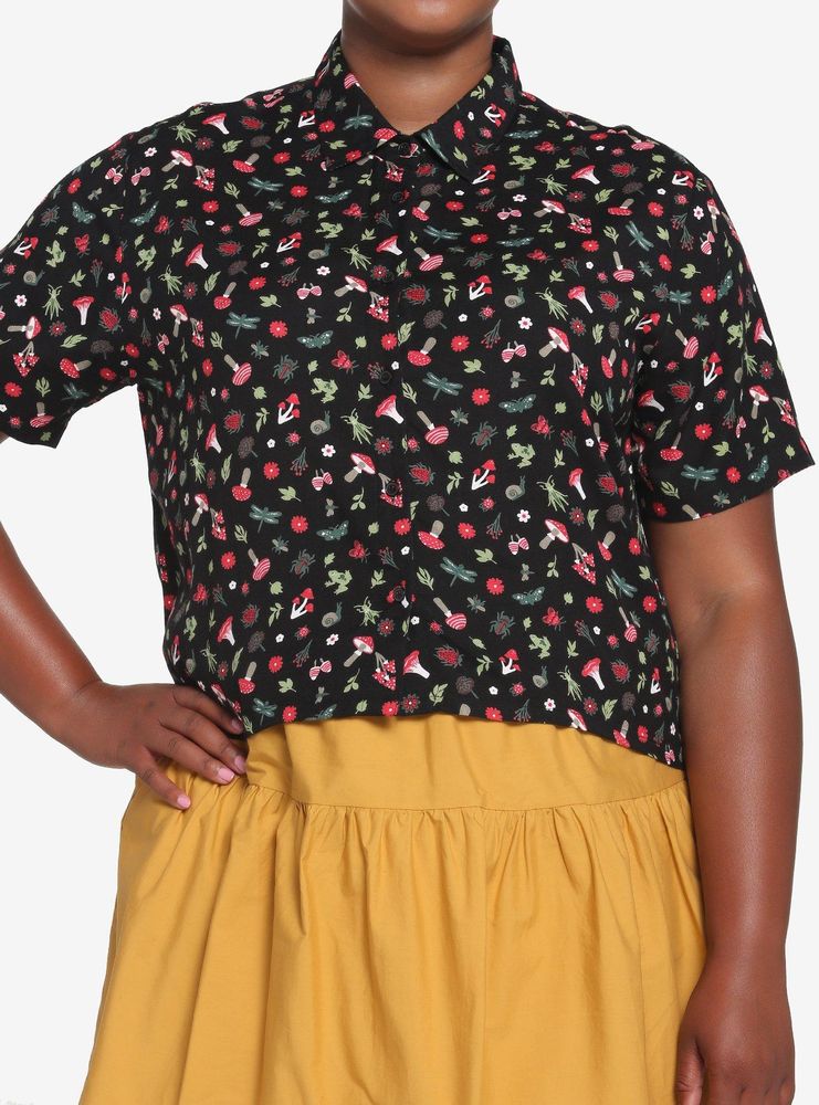 Hot Topic Black Mushroom Frog Boxy Girls Woven Button-Up Plus | Mall of ...