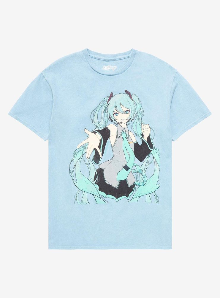 Hot Topic Hatsune Miku Sketch Boyfriend Fit Girls T-Shirt | Mall of ...
