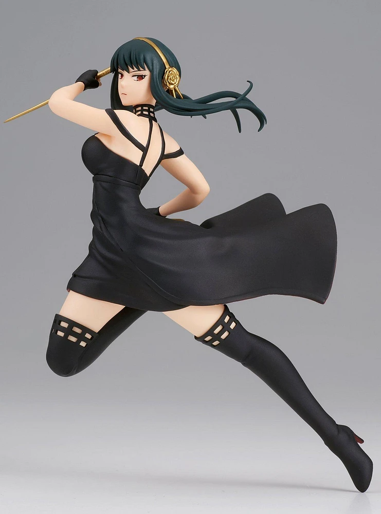 Hot Topic Banpresto Spy X Family Vibration Stars Yor Forger Figure ...