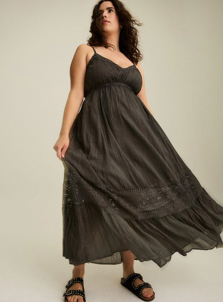 TORRID Festi Lace-Trim Maxi Dress | Mall of America®