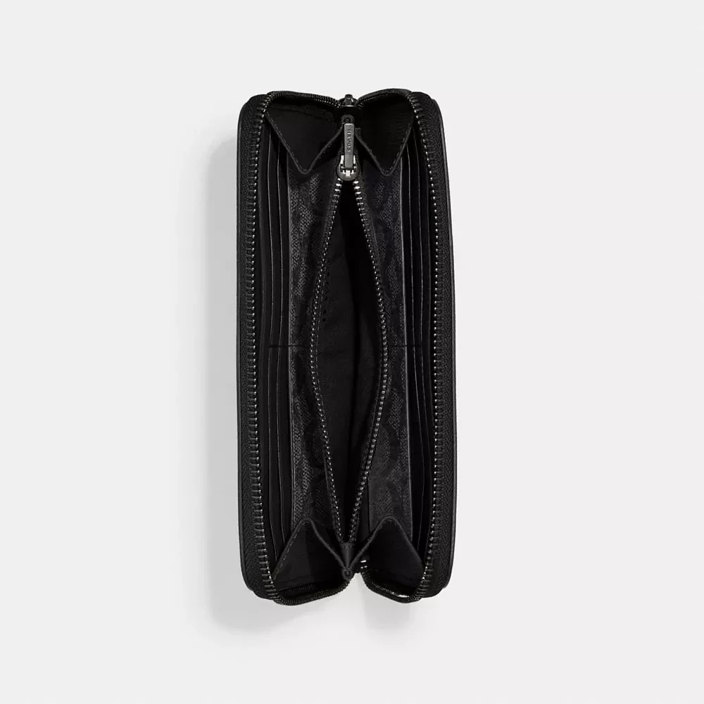Coach Accordion Wallet With Signature Canvas Interior | Mall of America®