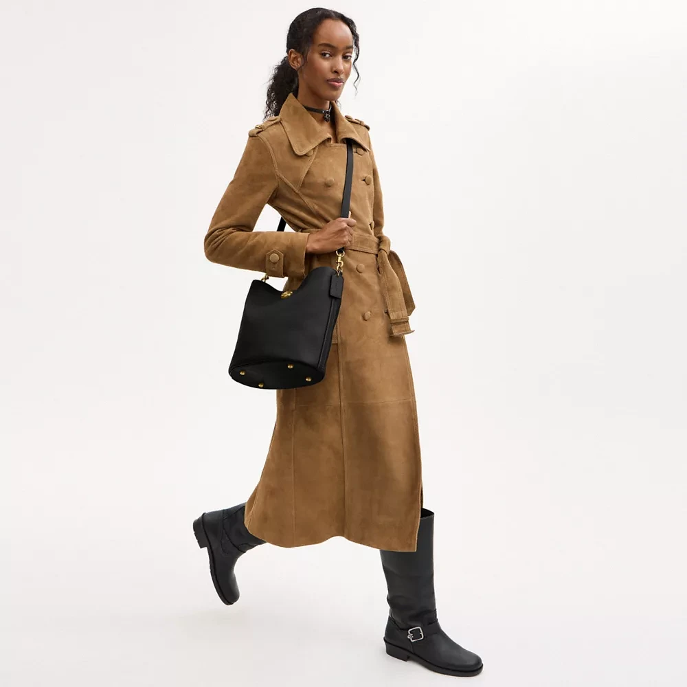 Coach Willow Soft Bucket Bag | Mall of America®