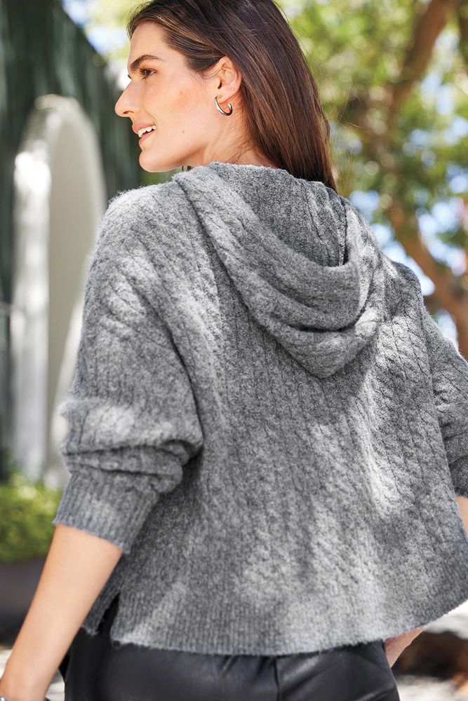 JAMISON Brynn Cable Hoodie | Mall of America®