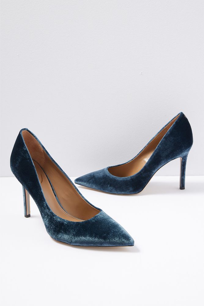 SAM EDELMAN Velvet Hazel Pump | Mall of America®