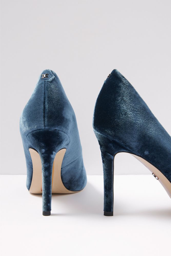 SAM EDELMAN Velvet Hazel Pump | Mall of America®