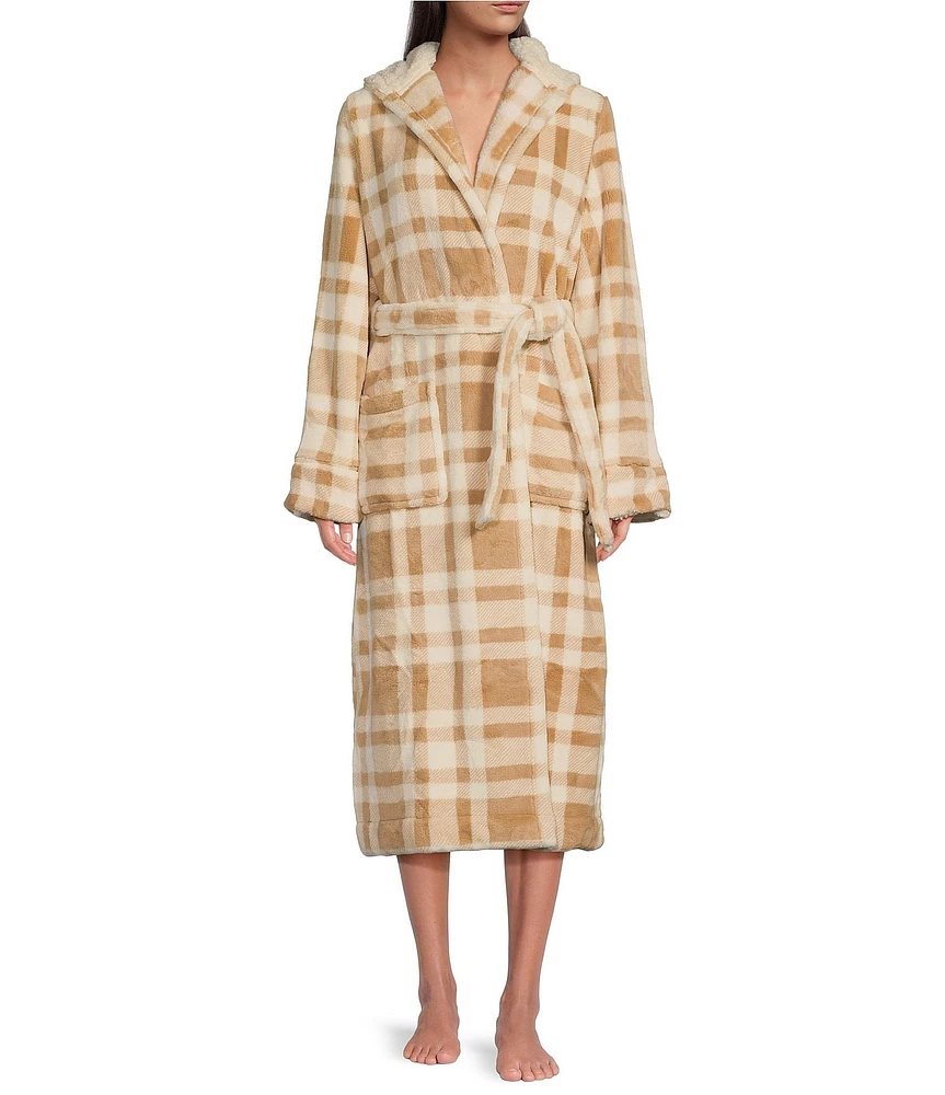 L.L.Bean Long Sleeve Hooded Wicked Plush Cozy Plaid Robe | Hamilton Place