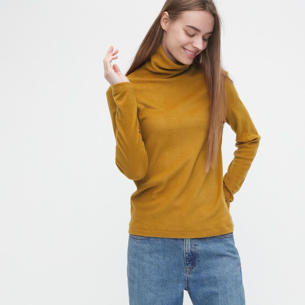 UNIQLO HEATTECH Fleece Turtleneck Long-Sleeve T-Shirt | Pike and Rose