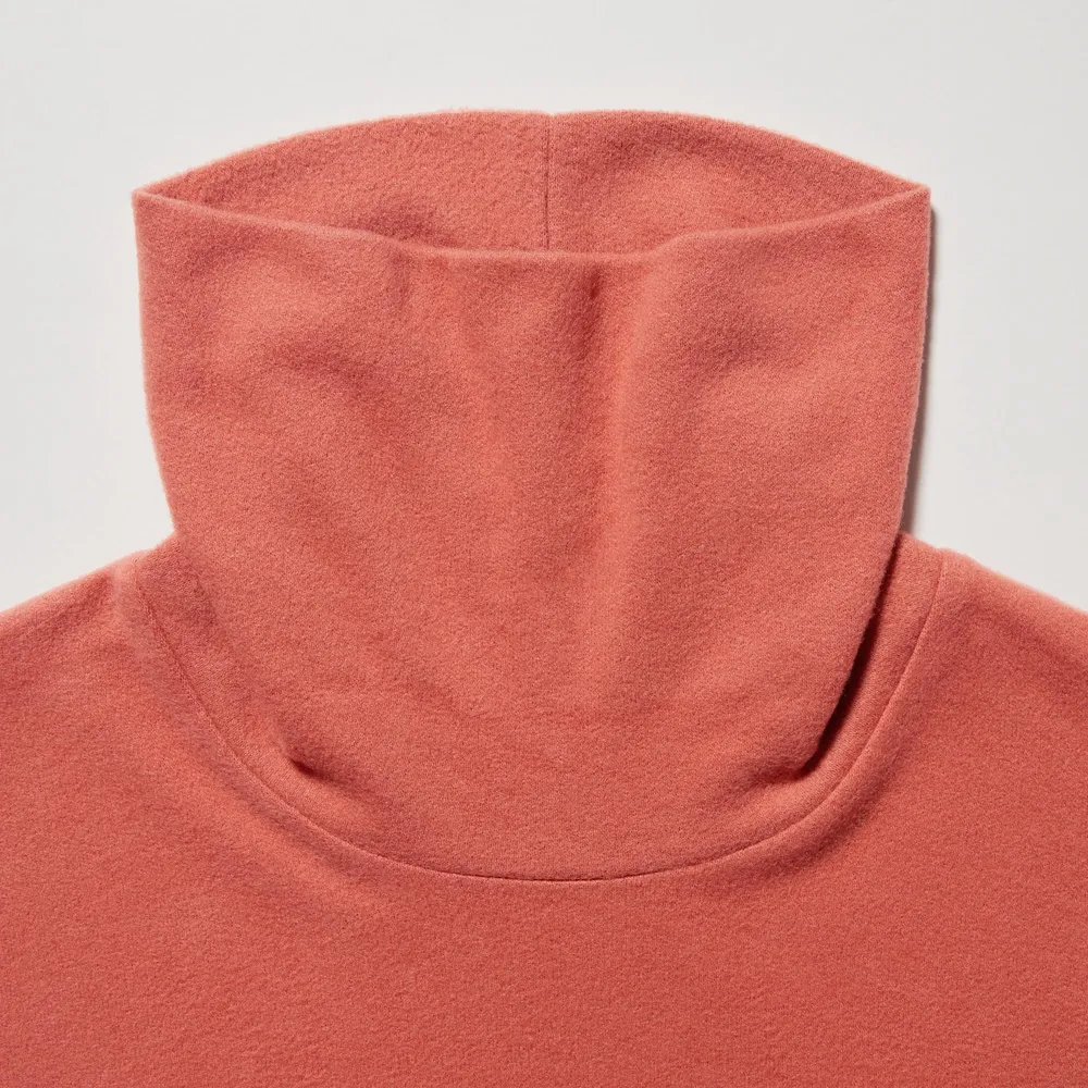 UNIQLO HEATTECH Fleece Turtleneck Long-Sleeve T-Shirt | Pike and Rose