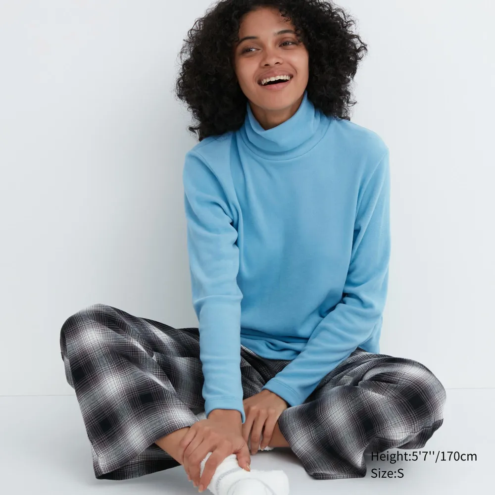 UNIQLO HEATTECH Fleece Turtleneck Long-Sleeve T-Shirt | Pike and Rose