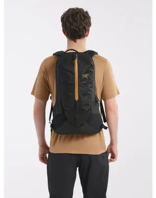 Arc'teryx Arro 22 Backpack | Mall of America®