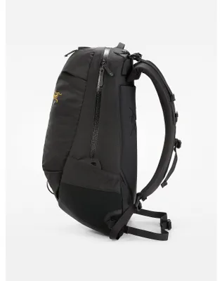 Arc'teryx Arro 22 Backpack | Mall of America®