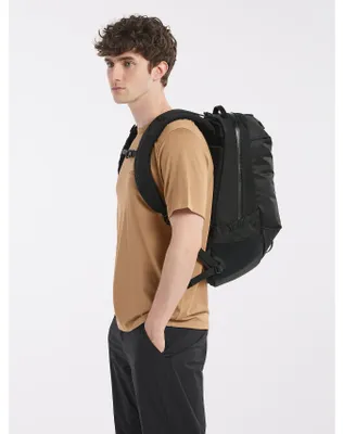 Arc'teryx Arro 22 Backpack | Mall of America®
