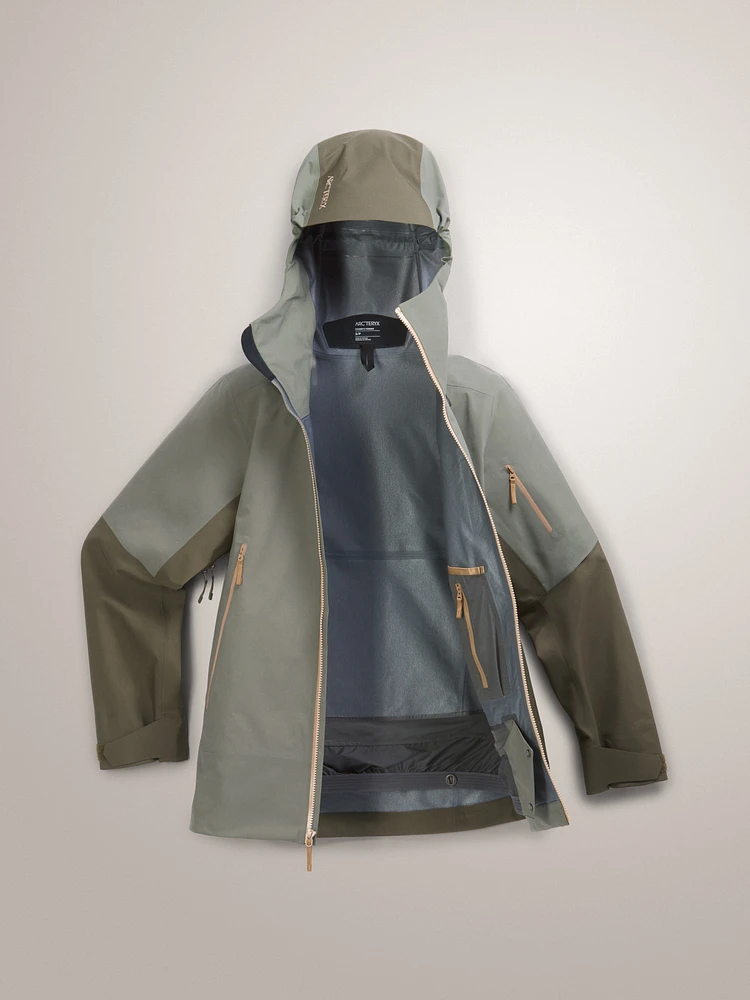 Arc'teryx Sentinel Jacket Women's at Mall of America® in Bloomington, MN