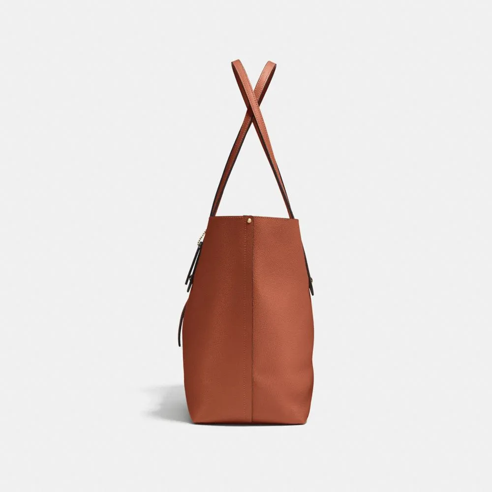 Coach Market Tote | Mall of America®