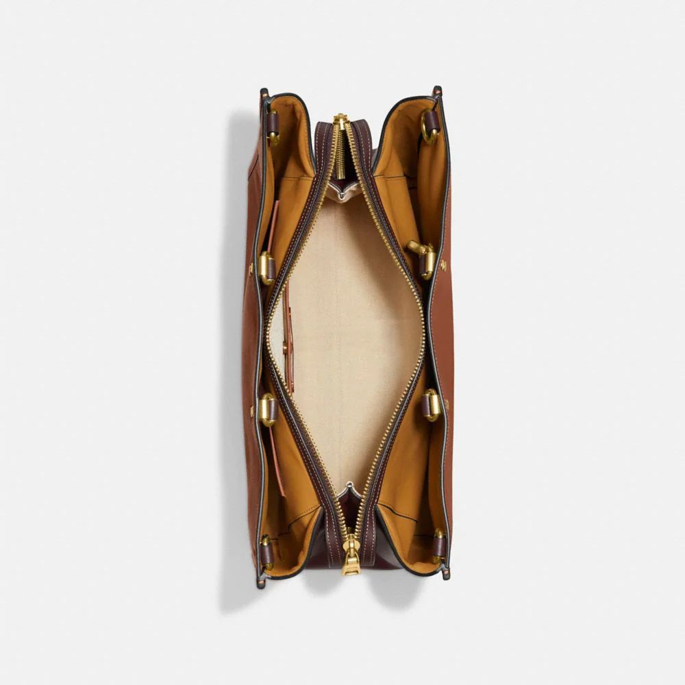 Coach Rogue 39 In Colorblock | Mall of America®