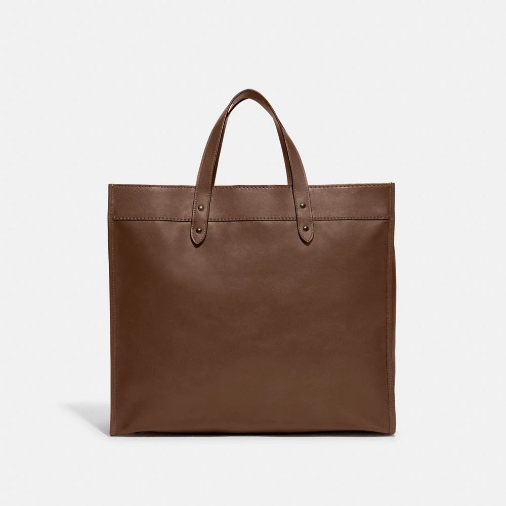 Coach Field Tote 40 With Coach Badge | Mall of America®