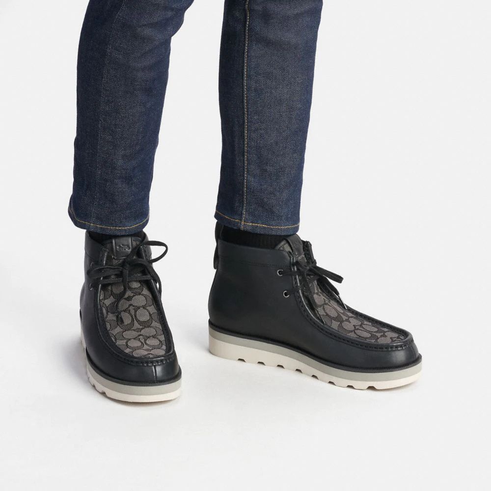 Coach Chukka Boot Signature Jacquard | Mall of America®