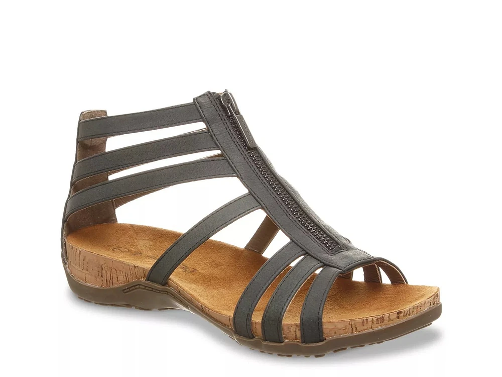 Bearpaw Layla II Sandal | Hamilton Place