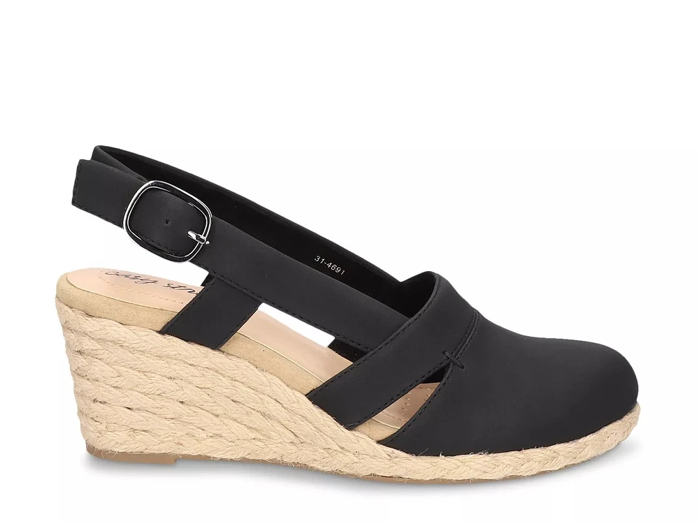 Easy Street Stargaze Espadrille Wedge Sandal | Mall of America®