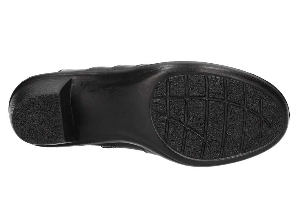 Easy Street Sonya Bootie | Mall of America®