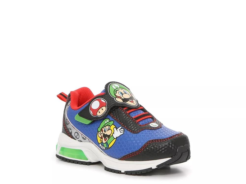 Nintendo Super Mario Light-Up Sneaker - Kids' | Hamilton Place