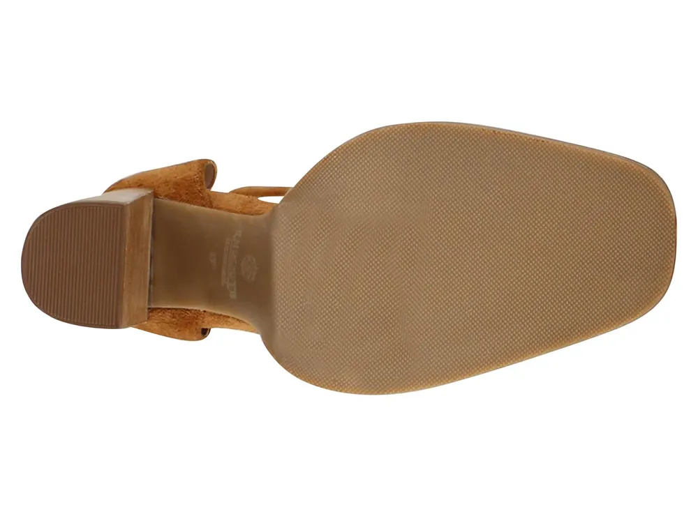 Diba True Kolpik Pump | Mall of America®