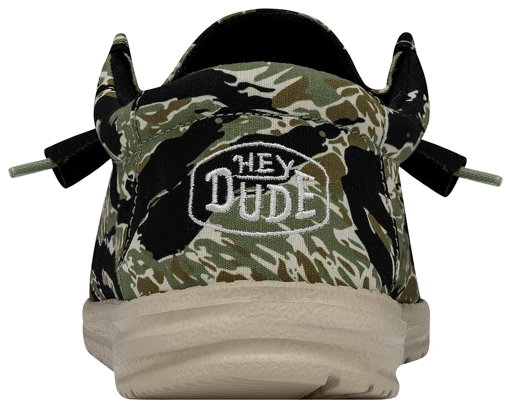 HEYDUDE Mens Wally - Shoes | Mall of America®