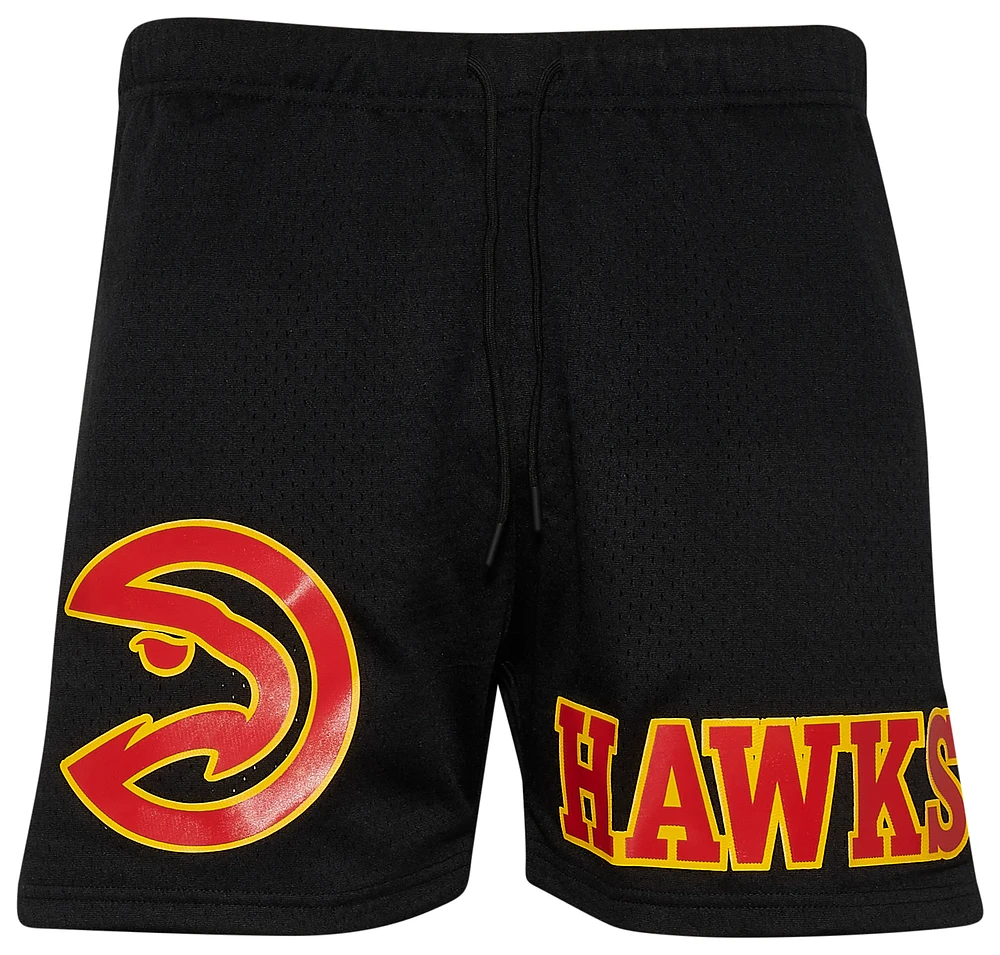 Pro Standard Mens Hawks NBA Button Up Mesh Shorts - Black | Mall of ...