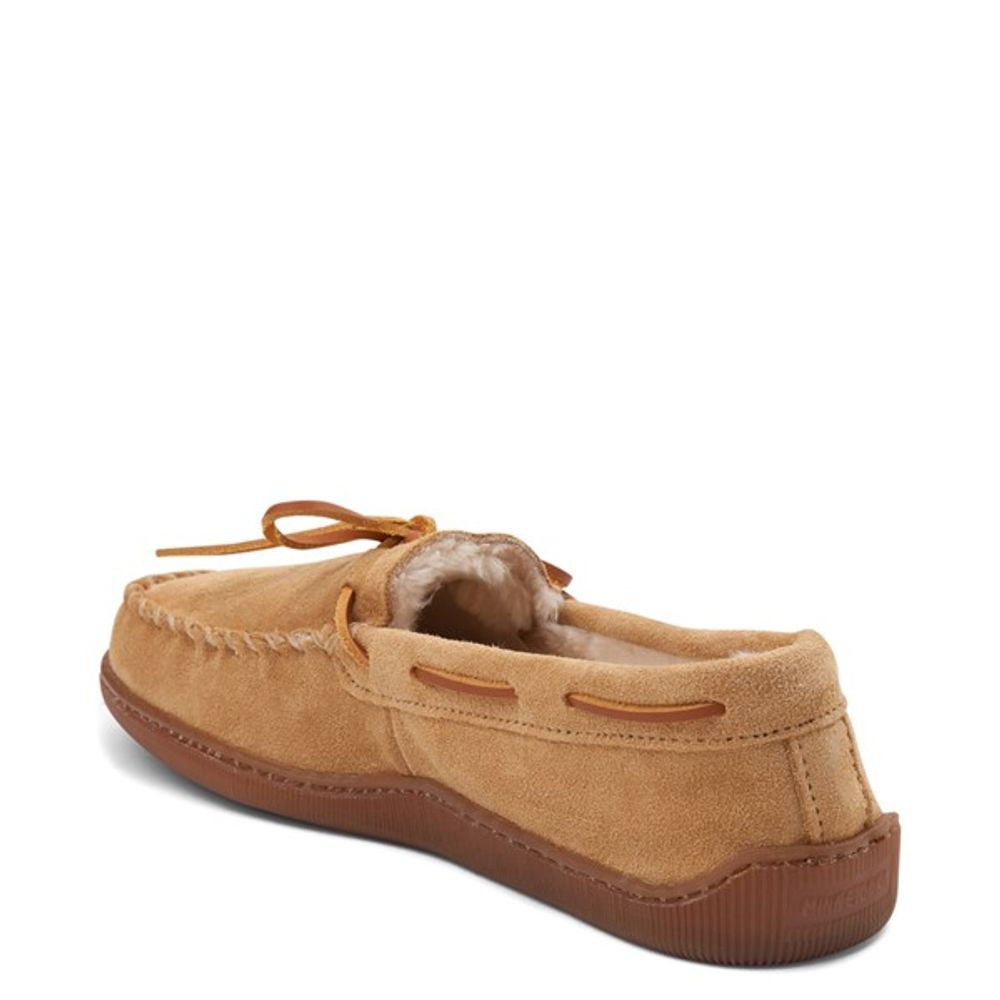 Minnetonka Mens Minnetonka Pile Lined Hardsole Slipper | Mall of America®