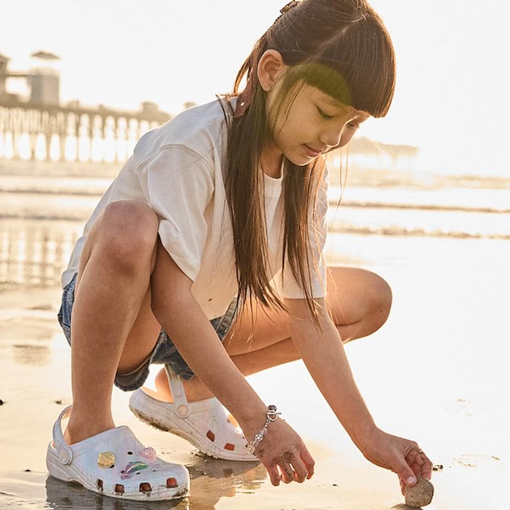 Crocs Classic Beach Clog | Mall of America®