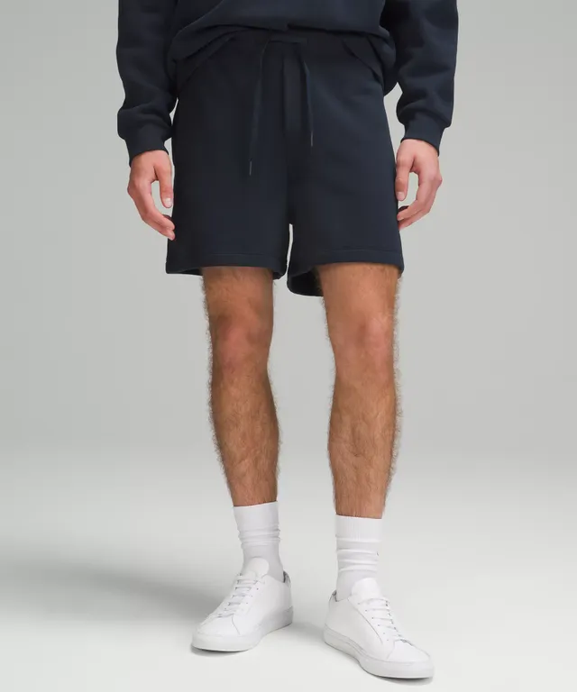 Navy-shorts | Mall of America®