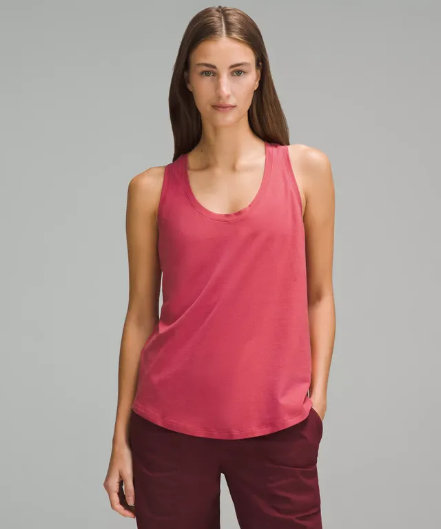 Womens-red-tops | Mall of America®