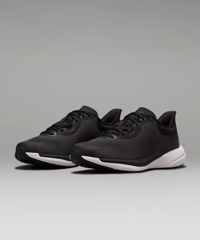 Women-Shoes-Sneakers | Mall of America®
