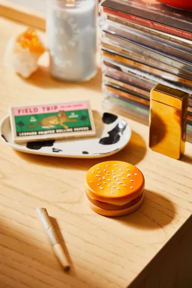 Urban Outfitters UO Exclusive Cheeseburger Grinder | Mall of America®