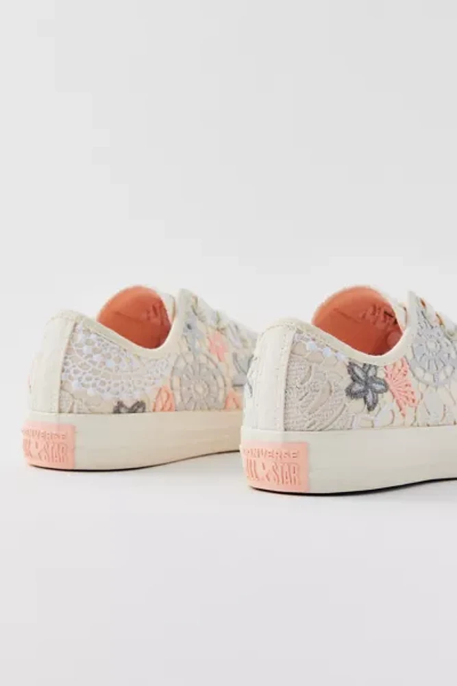 Converse macrame store