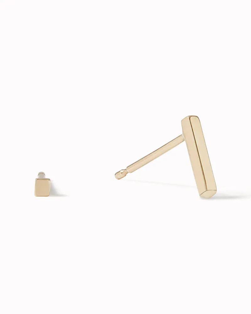 Solid Gold Dot-Dash Studs | King's Cross