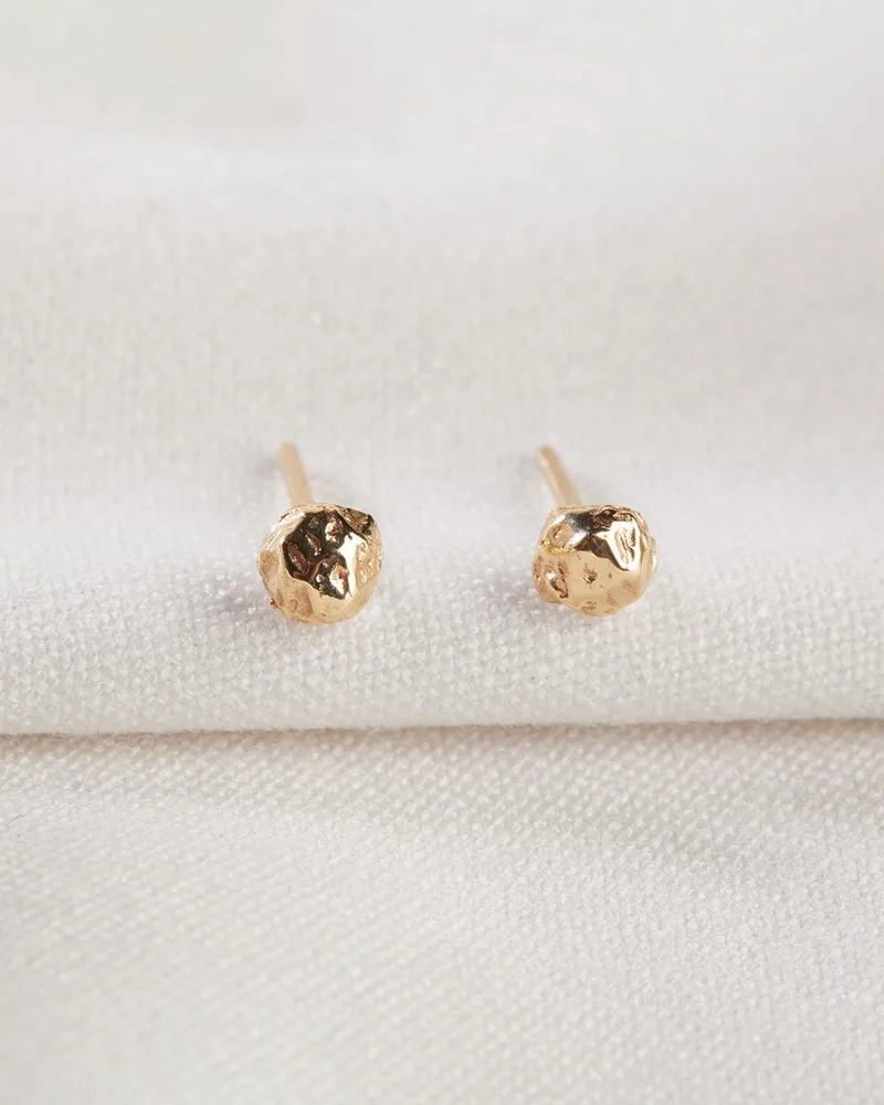 Solid Gold Etched Dot Stud Earrings | King's Cross