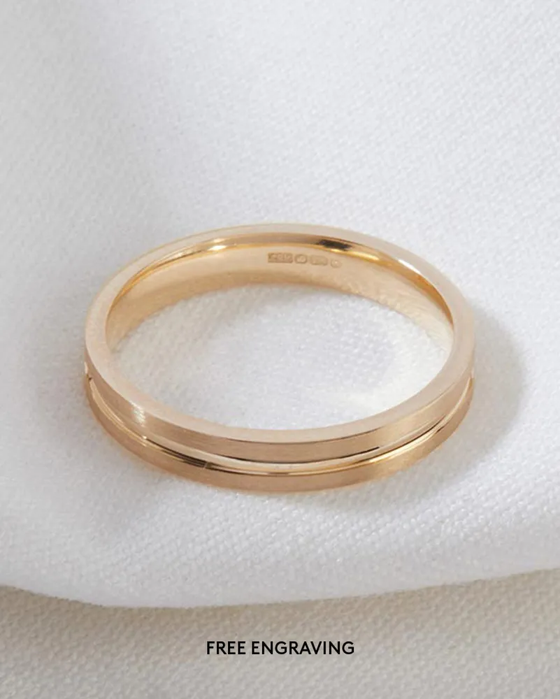 Solid Gold Flat Court Groove Ring | King's Cross